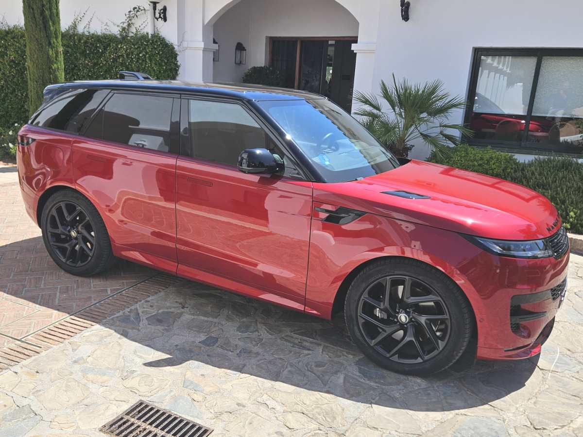Range Rover Sport P460i Hybrid - Rent this top of the range new shape ...