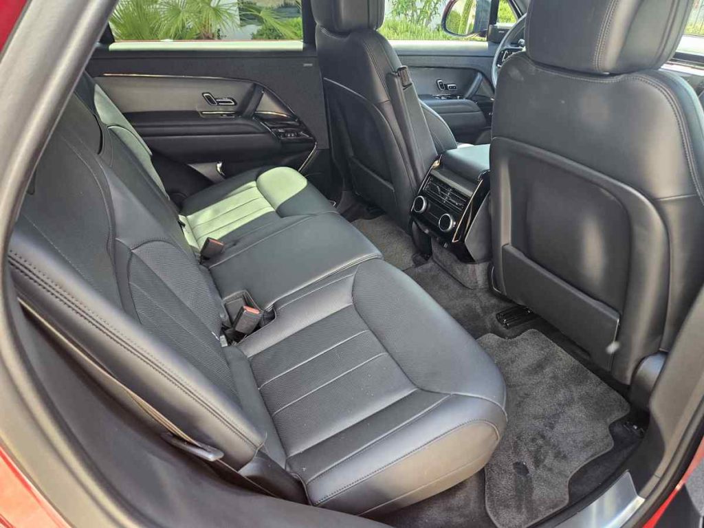 Range Rover Sport P460i Hybrid - Rent this top of the range new shape ...