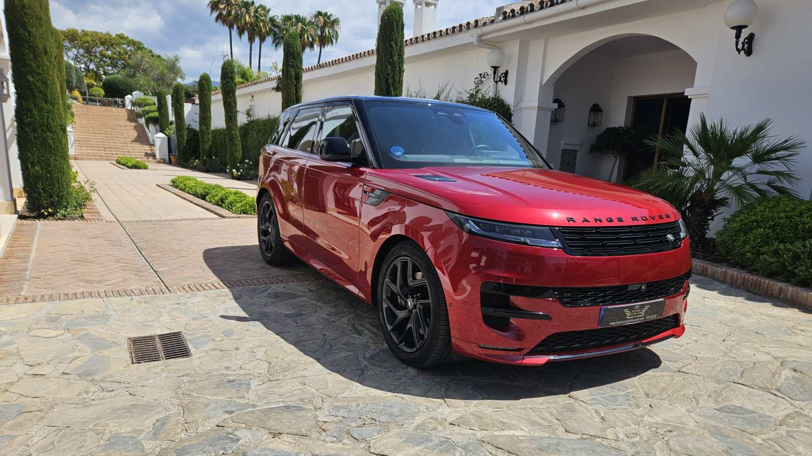 Range Rover Sport P460i Hybrid - Rent this top of the range new shape ...