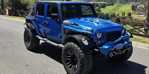 Jeep Wrangler Santa Cruz - The Luxury Car Hire Club Marbella