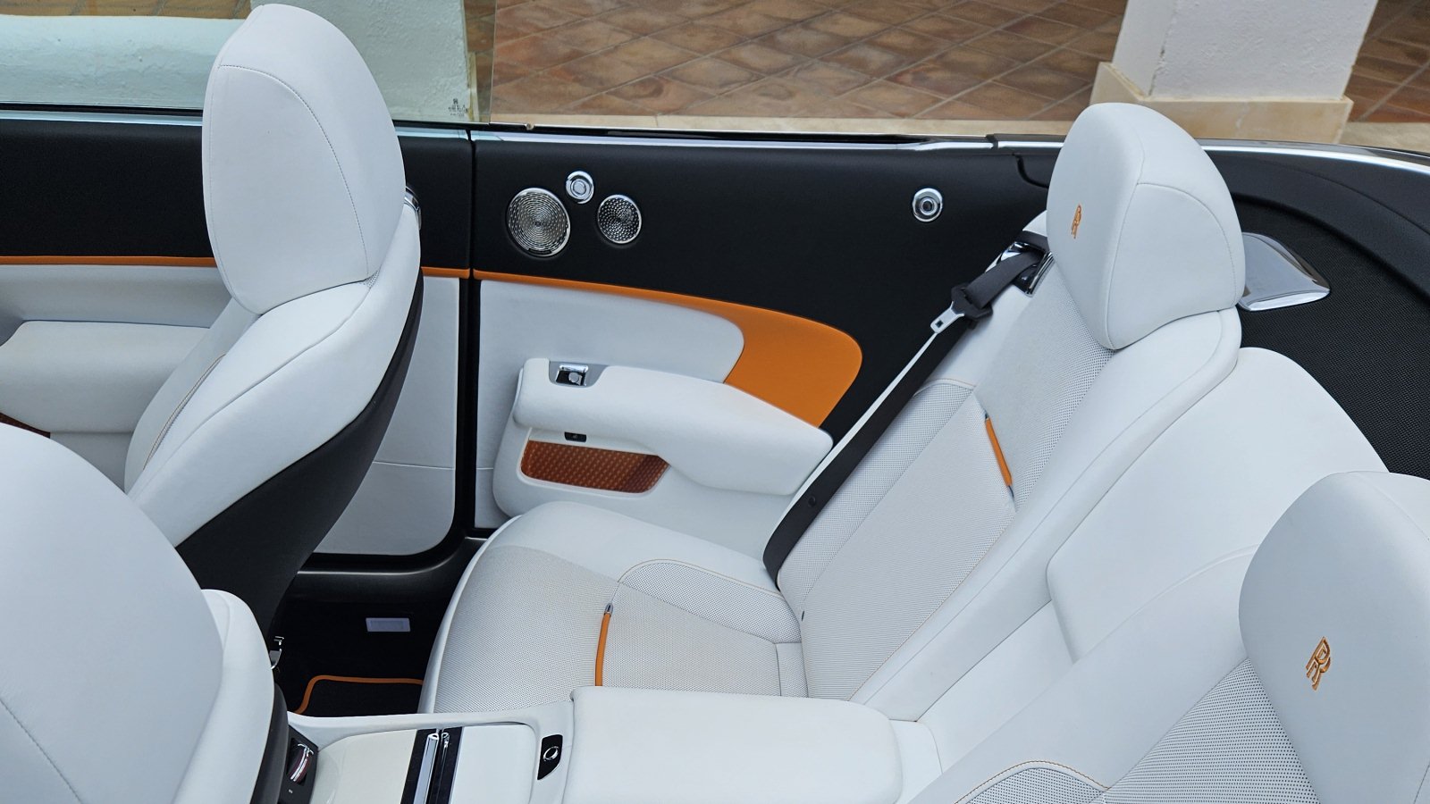 Rolls Royce Dawn Cabrio - The Luxury Car Hire Club Marbella